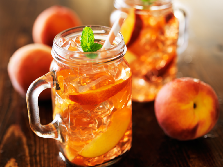 How to Make Peach Tea (Easy Recipe) - Southern Food Junkie