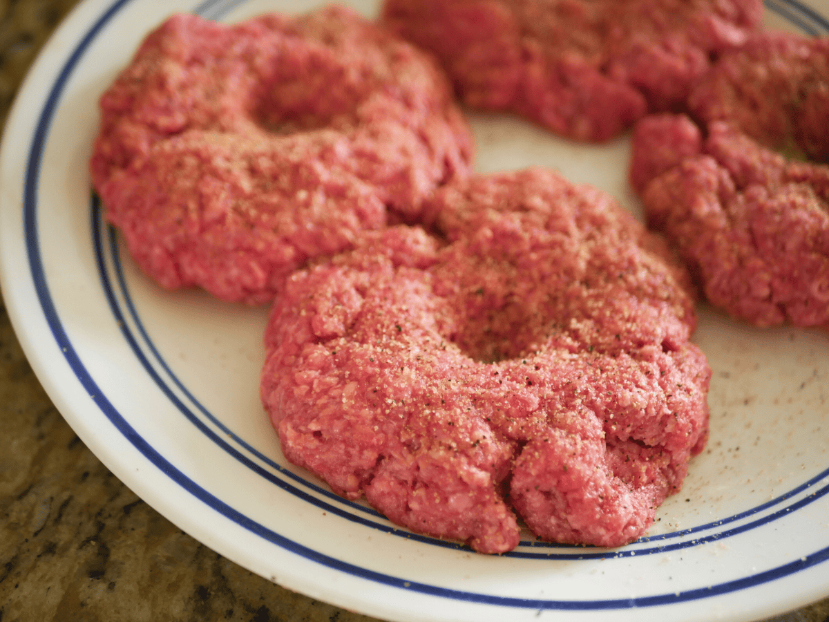 How to Cook Hamburgers in the Air Fryer (Simple Recipe) - Southern Food ...