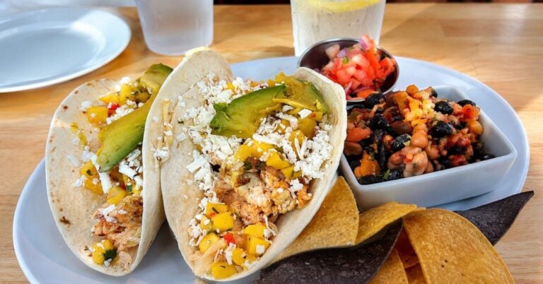 Rusty Hooks Dockside Grill: Waterfront Dining in Southport - Southern ...