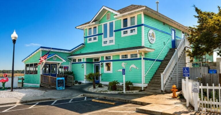 Rusty Hooks Dockside Grill: Waterfront Dining in Southport - Southern ...